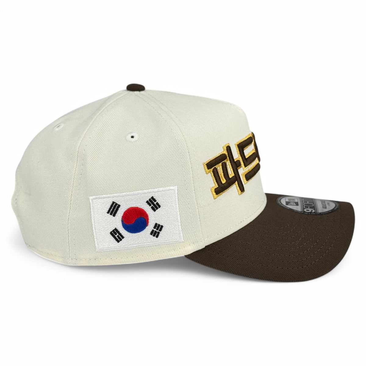 San Diego Padres "Korean Script" New Era 9Forty A-Frame Snapback Hat ...